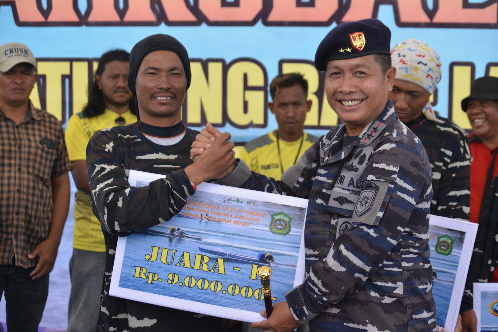 Gemuruh Mesin Katinting dan Sorak Sorai Ribuan Penonton Warnai Final ...